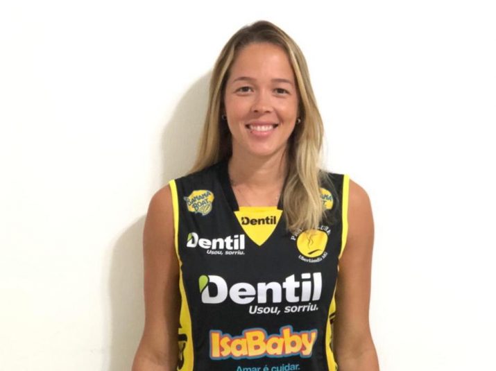 Monique Pavão e Pri Daroit estão de volta ao Dentil / Praia Clube - V9 ...